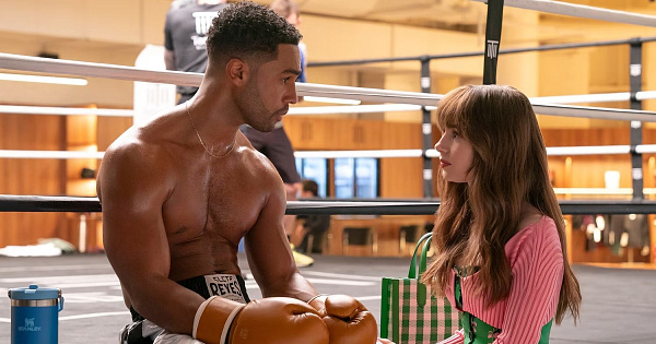 První část 4. řady seriálu Emily in Paris je venku. Stojí za to?